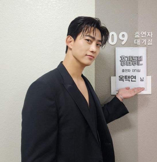 2PMテギョンがJYPから移籍して契約した事務所と脱退理由！？について